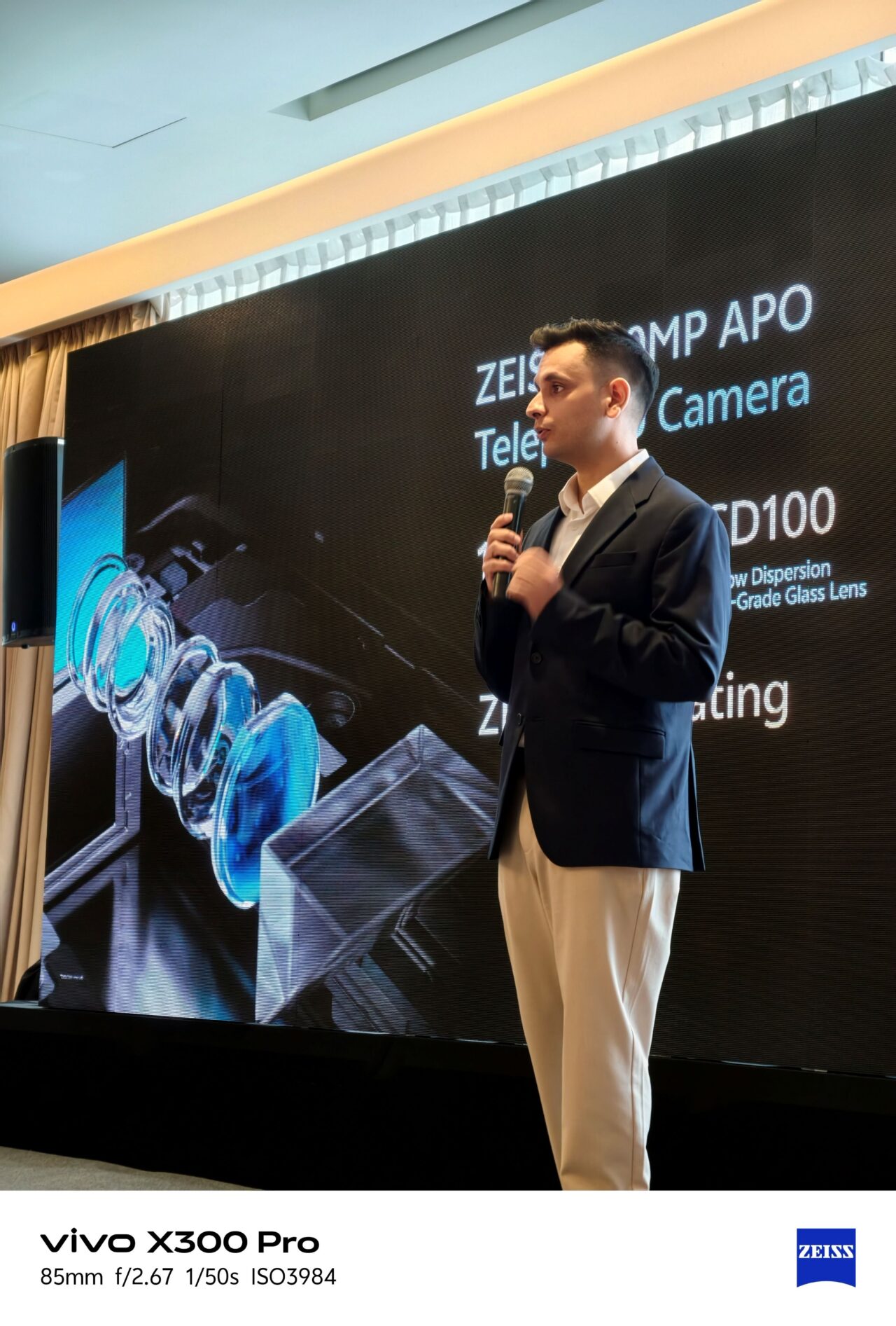 The Dual Champion of Imaging and Performance: vivo X300 Series with ...